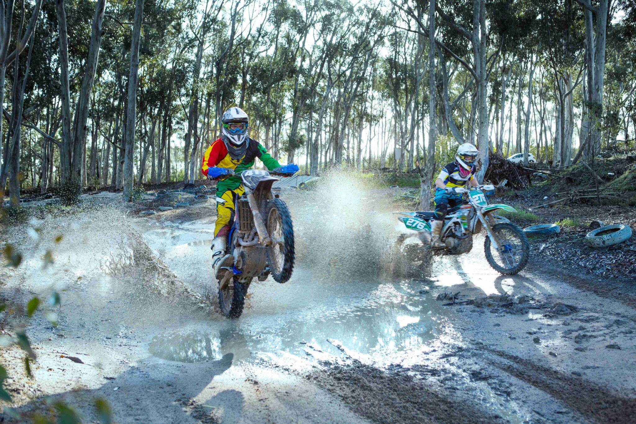 Enduro Motorcycle Racing: History, Formats & Key Features